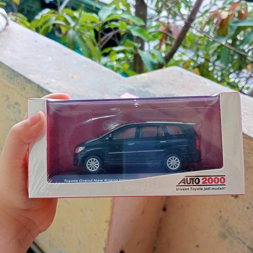 Jual diecast Toyota Innova auto 2000 bahan besi - Kota Bekasi ...