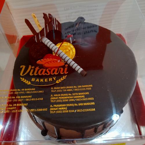 Jual black forest siram ukuran 15 - kue ulang tahun vitasari kurir instant - Cokelat - Kota ...
