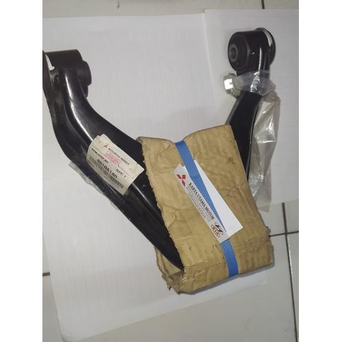 Jual Upper Arm Assy Pajero/Triton Kanan. ORIGINAL 4010A148 - Jakarta ...