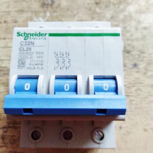 Jual MCB Schneider 3P 25A 10A Original PLN Biru - 3 Phase 25 10 Ampere ...