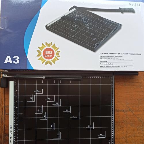 Jual Pemotong kertas A3 paper cutter mesin potong - BAZIC - Kab ...