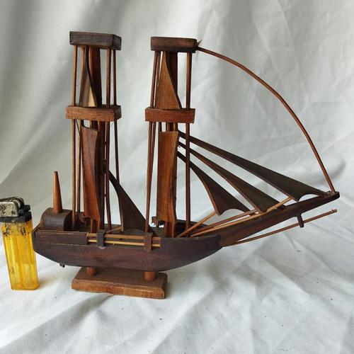 Jual Pajangan Miniatur Kapal Pinisi Perahu Layar - Kab. Bandung - loak ...