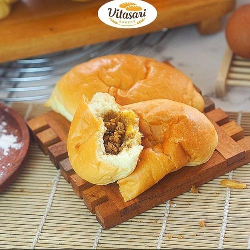 Jual roti asin - roti manis vitasari bakery - roti baso ayam - roti ...