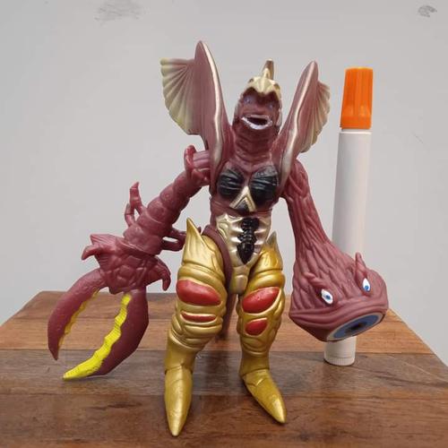 Jual vinyl figure kaiju monster ultraman dx five king tinggi sekitar 8 ...