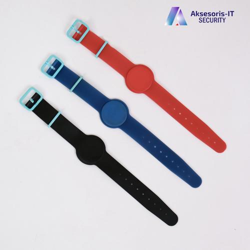 Jual Wristband RFID / RFID Wristband / Gelang RFID / Wristband 125 Khz ...