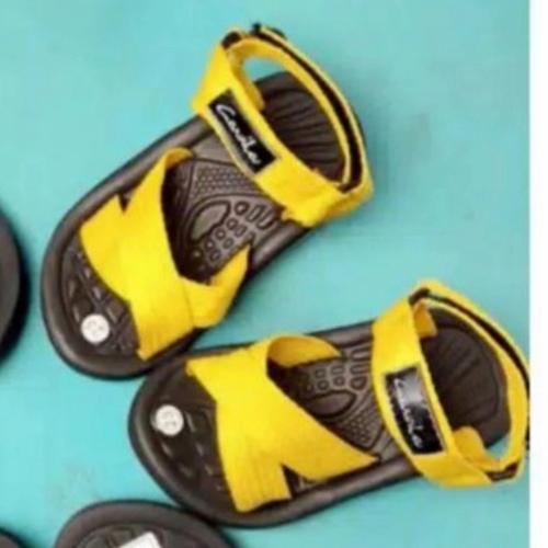 Jual Sandal anak Sendal gunung anak terbaru - silang kuning, 28 - Kab ...