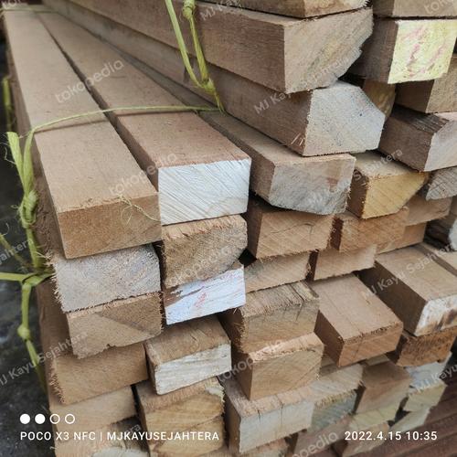 Jual Balok Usuk Kaso Kayu Bengkirai Bantalan Rangka Lantai Kayu 3x5x400 ...