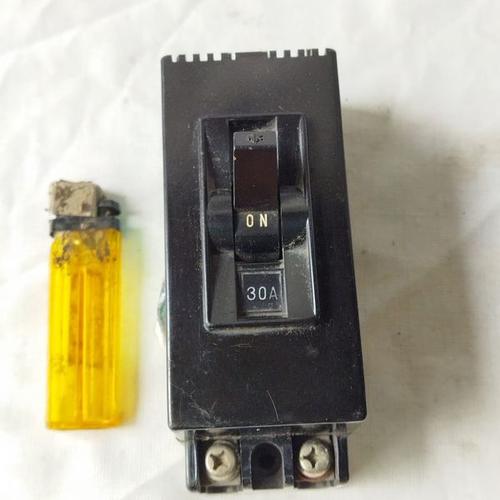 Jual Vintage 1972 Circuit Breaker by Nikko Electric Mfg. Co. Ltd. - Kab ...