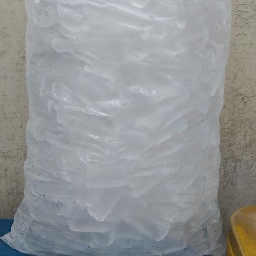 Jual Es batu crystal 10kg ( area Solo dan sekitarnya ) - Kota Surakarta ...
