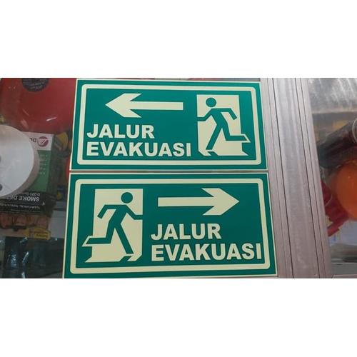 Jual sign rambu jalur evakuasi akrilik glow in the dark fosfor 20X10 ...