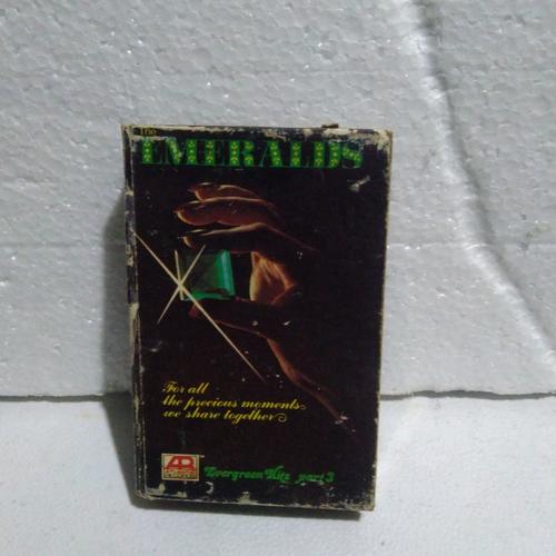 Jual Kaset box barat EVERGREEN HITS, The Emeralds part.3 - Kota ...