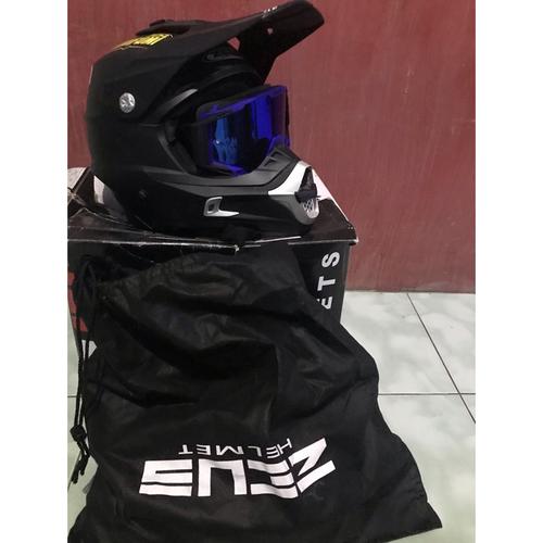 Jual Helm bekas second cross zeus + google snail + orca gloves - Hitam ...