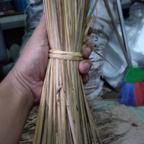 Jual jerami kering,jerami untuk dekorasi,atap Gasebo, ornamen,pertanian ...