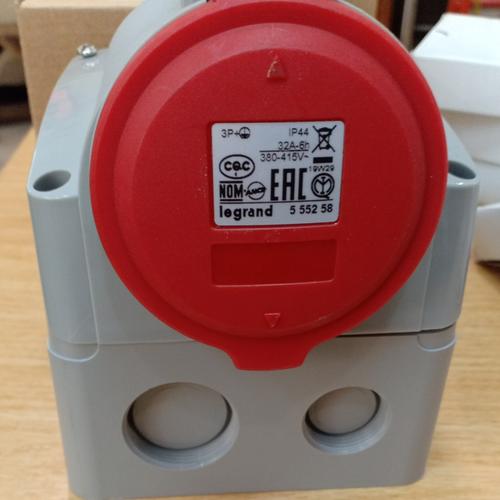 Jual SURFACE MOUNTING SOCKET LEGRAND 32A 4Pin 3P+E (Female) 3phase ...