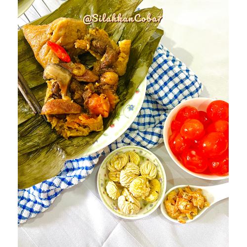 Jual Bak Cang/ Ba Cang Ketan Daging Babi & Telur Asin - Tambah telur ...