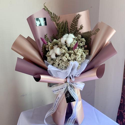 Jual Buket Bunga Edelweis Wisuda Ukuran Besar - Tanpa Boneka - Kab ...