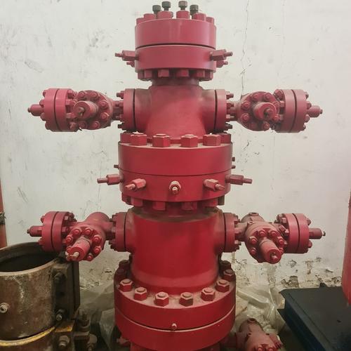 Jual wellhead section A,B,C (13.5/8"-5000, 11"-5000, 7.1/16"-5000 psi ...