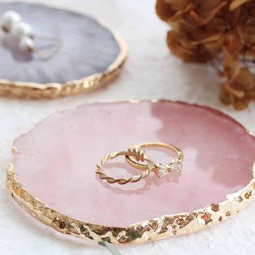 Jual Properti Foto / Tempat Piring Pajangan Jewelry Display Plate Resin ...