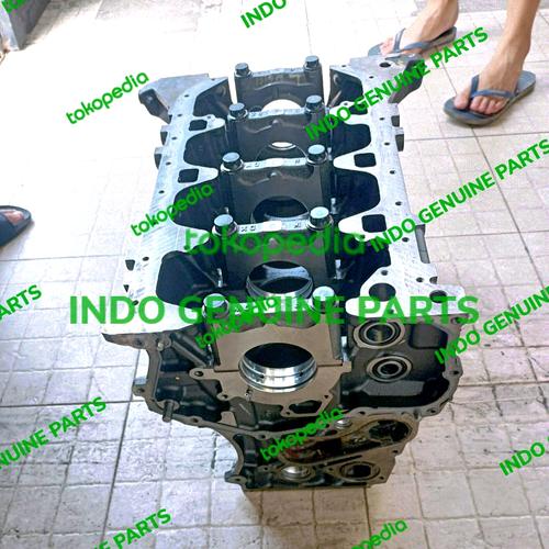 Jual Blok mesin toyota innova reborn fortuner vrz hilux revo diesel 2GD ...