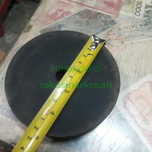 Jual karet mounting engine mounting tebal 3cm lebar 12.5 cm lobang as ...