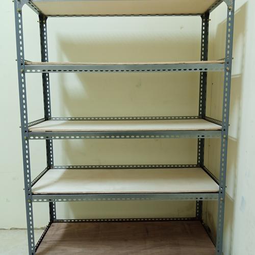 Jual rak sudut besi siku lubang T100 P60 L40cm 3 Susun 4 Tiang - 1.2mm ...