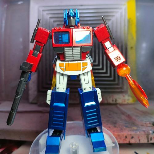 Jual comwork repaint figure transformer optimus prime - Kota Malang ...