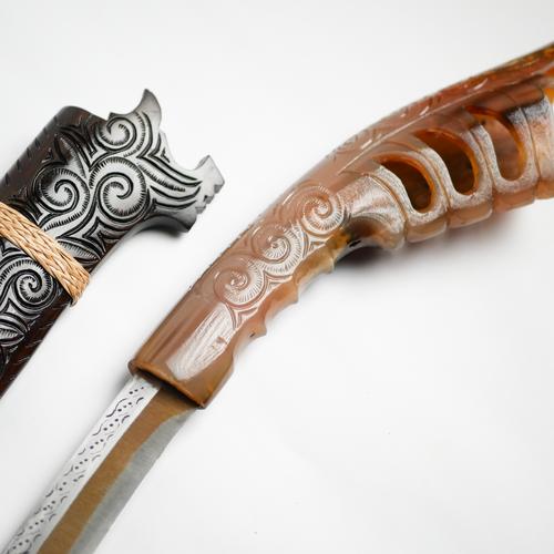 Jual Parang Toraja Dari Tanduk bonga & Kayu Hitam dan tulang kerbau ...