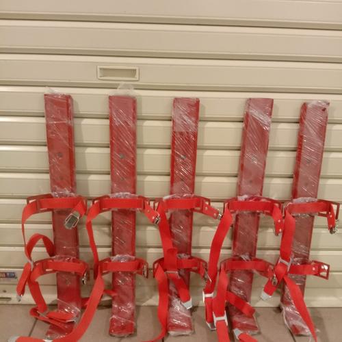 Jual BRACKET APAR PEMADAM API / BREKET / UNTUK 1 KG SAMPAI 9KG MERAH ...