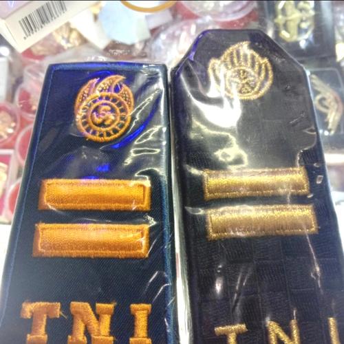 Jual PANGKAT PDH LETTU AL + PANGKAT PDU TEKNIK AL - Jakarta Pusat ...