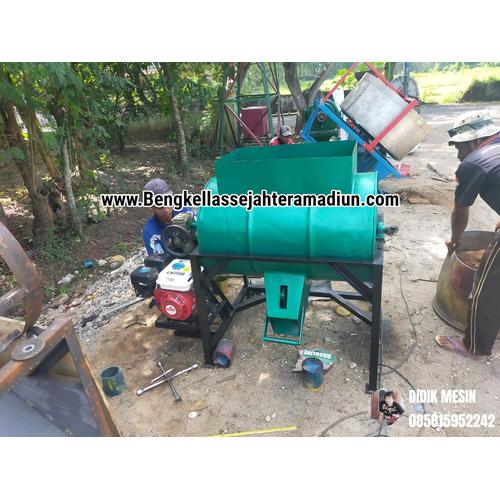 Jual Mesin Mixer Pakan Dengan Modifikasi Drum Besi Komplit Penggerak ...