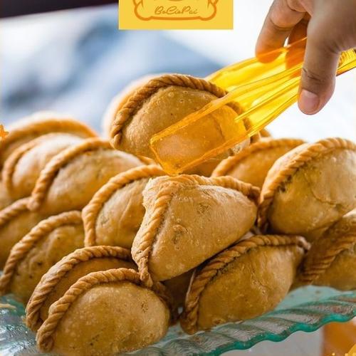 Jual Cemilan Chicken Curry Puff / Pastel Kari BO CIO PAI khas Medan ...