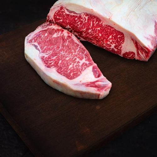 Jual Angus Sirloin Omugi Beef Steak Bussygowots - 250 gr - Jakarta ...