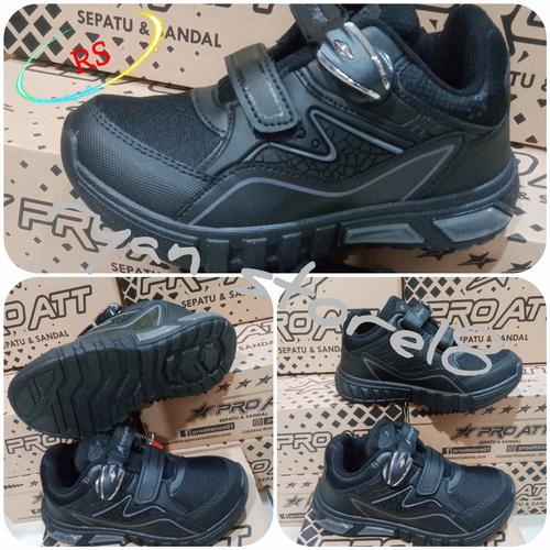Jual Sepatu Sekolah Pro Att Magnet - Hitam, 37 - Kota Bekasi - ryan ...