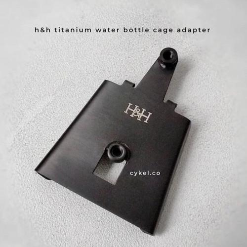 Jual H&H titanium bottle cage adapter black silver bidon adaptor ...