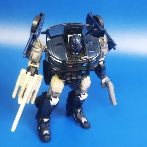 Jual Transformers TLK : Deluxe Class Barricade 2nd Hasbro - Kota ...