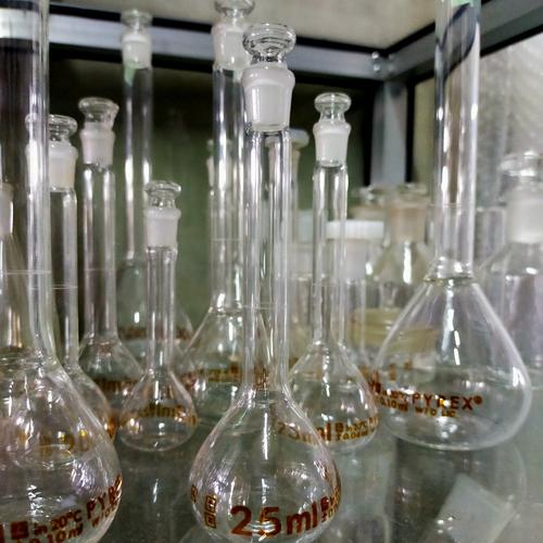 Jual Paket Labu Ukur 50ml Pyrex Class A - Kab. Bandung - Farina Lab ...