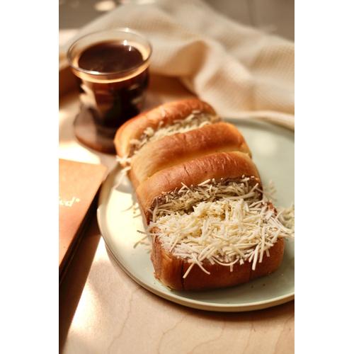 Jual Roti Sisir Mocca Keju - Jakarta Selatan - ROTI ENENG | Tokopedia