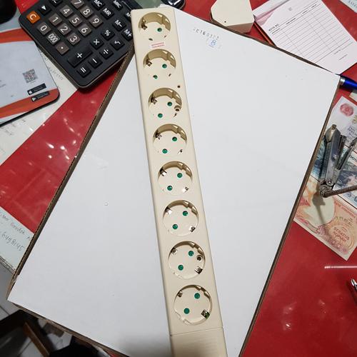 Jual Stop Kontak Colokan UTICON 8 LUBANG Multi Extension Power Socket ...