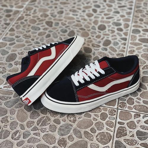 Jual Sepatu Ventela Retro 77 Black Maroon Original Low Cut - Merah, 37 ...
