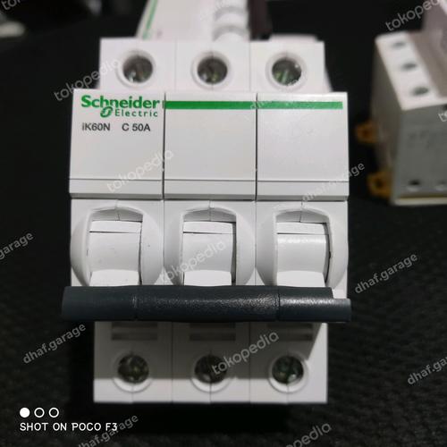 Jual MCB Schneider iK60N 3P 25A/32A/50A/63A 6KA - 50A - Kab. Jombang ...