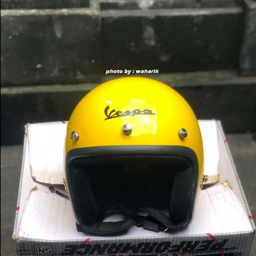Jual helm vespa kuning retro bagus dan murah - Kab. Badung ...