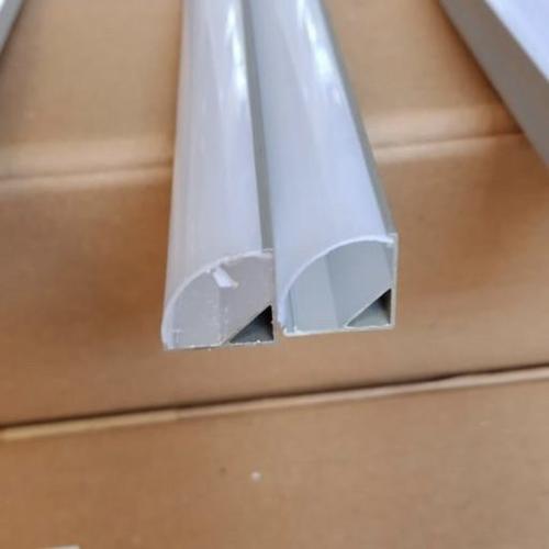 Jual Rumah led strip 2 meter / tempat led strip - Jakarta Barat - JAYA ...