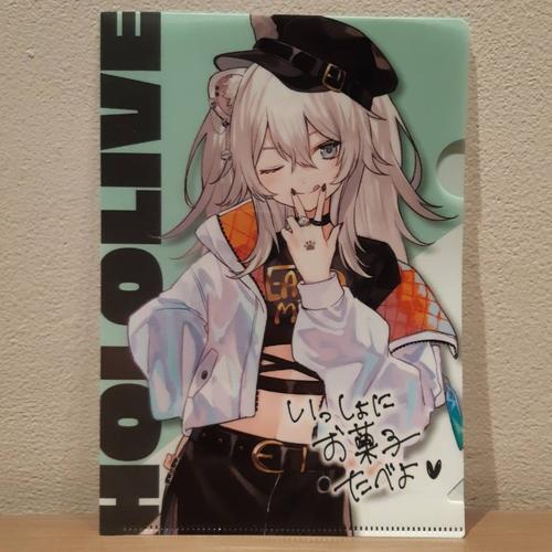 Jual clear file hololive x family mart shishiro botan offical ...
