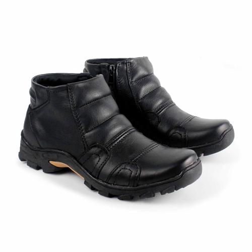 Jual Sepatu Boots Pria Kulit Asli - Sepatu Boots Pria Casual STG 021 ...