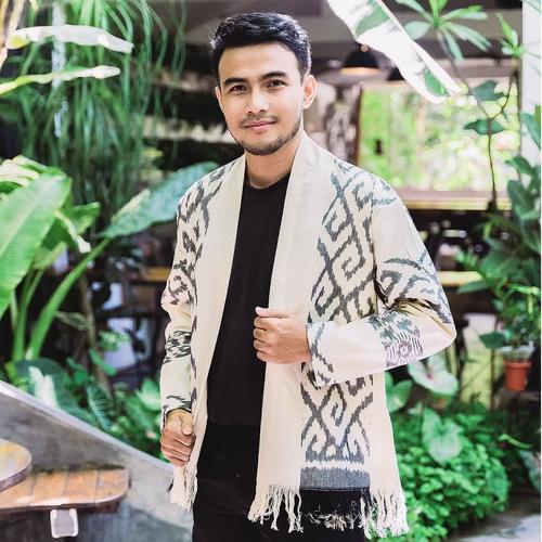 Jual kimono tenun pria outer - Abu-abu, L - Kab. Jepara - Tenun Seni ...