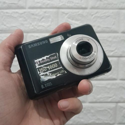 Jual Samsung ES10 Kamera Digital/Digicam - Kota Malang - 46 Garage ...