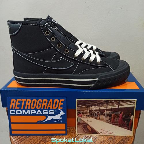 Jual Sepatu Compass Retrograde Hi/High Decon Double Black Size 36-39 ...