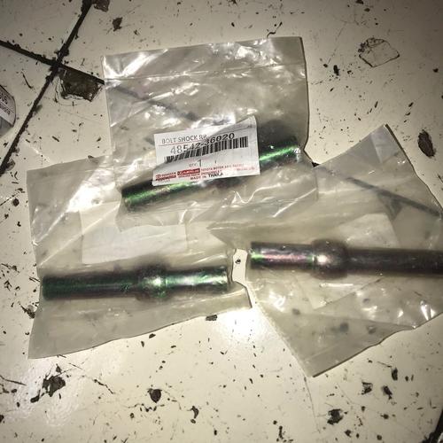 Jual BAUT SHOCK BREAKER REAR BELAKANG DYNA RINO HT125 HT130 HINO DUTRO ...
