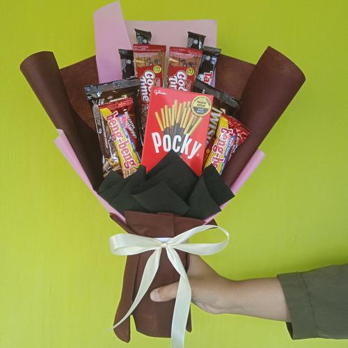 Jual buket snack wisuda 01 - Kota Yogyakarta - star buket snack | Tokopedia