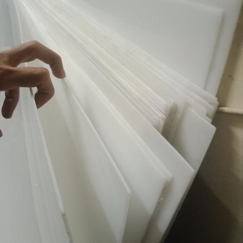 Jual polyethylene strip/nylon pE strip 2mm 30cm x 100cm - Jakarta Barat ...